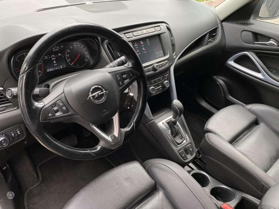 Balts Opel Zafira Tourer 2017 Marijampole, ar dzinēja tilpumu 1.96 L un nobraukumu 177 tūkst. km par 7499 €, foto 29 vietnē AUTOMOTO.COM.LV