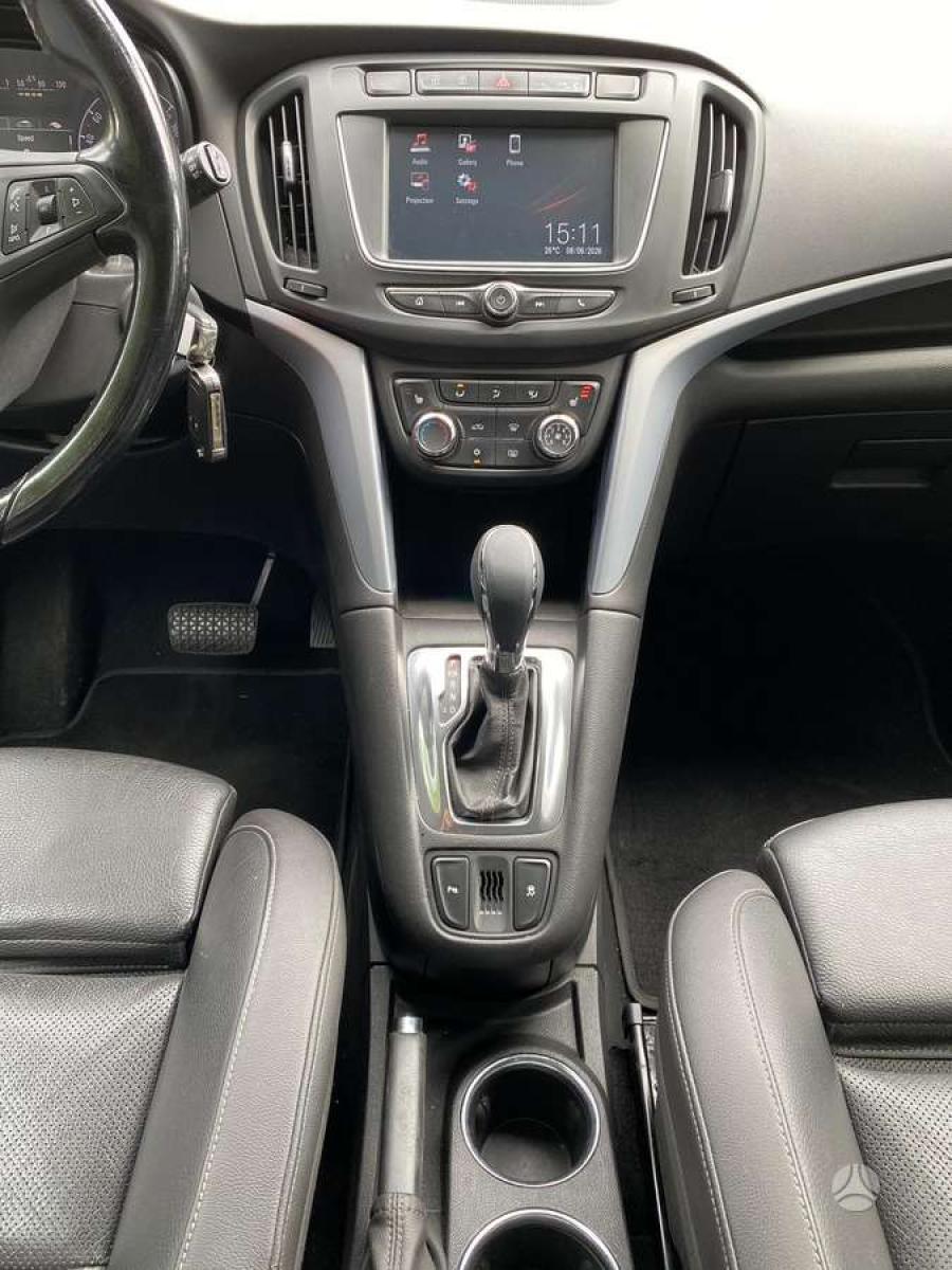 Balts Opel Zafira Tourer 2017 Marijampole, ar dzinēja tilpumu 1.96 L un nobraukumu 177 tūkst. km par 7499 €, foto 32 vietnē AUTOMOTO.COM.LV