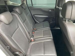 Balts Opel Zafira Tourer 2017 Marijampole, ar dzinēja tilpumu 1.96 L un nobraukumu 177 tūkst. km par 7499 €, foto 42 vietnē AUTOMOTO.COM.LV