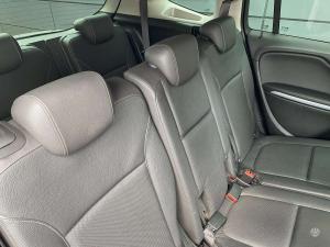 Balts Opel Zafira Tourer 2017 Marijampole, ar dzinēja tilpumu 1.96 L un nobraukumu 177 tūkst. km par 7499 €, foto 44 vietnē AUTOMOTO.COM.LV
