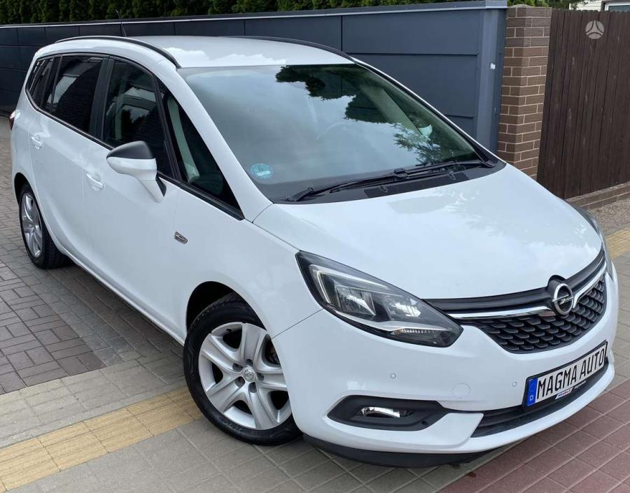 Белый Опель Zafira Tourer 2017 в Мариямполе, объемом двигателя 1.96 л и пробегом 177 тыс. км за 7750 €, фото 10 на AUTOMOTO.COM.LV