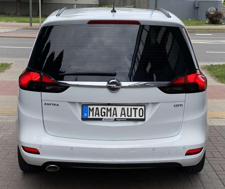 Белый Опель Zafira Tourer 2017 в Мариямполе, объемом двигателя 1.96 л и пробегом 177 тыс. км за 7750 €, фото 17 на AUTOMOTO.COM.LV