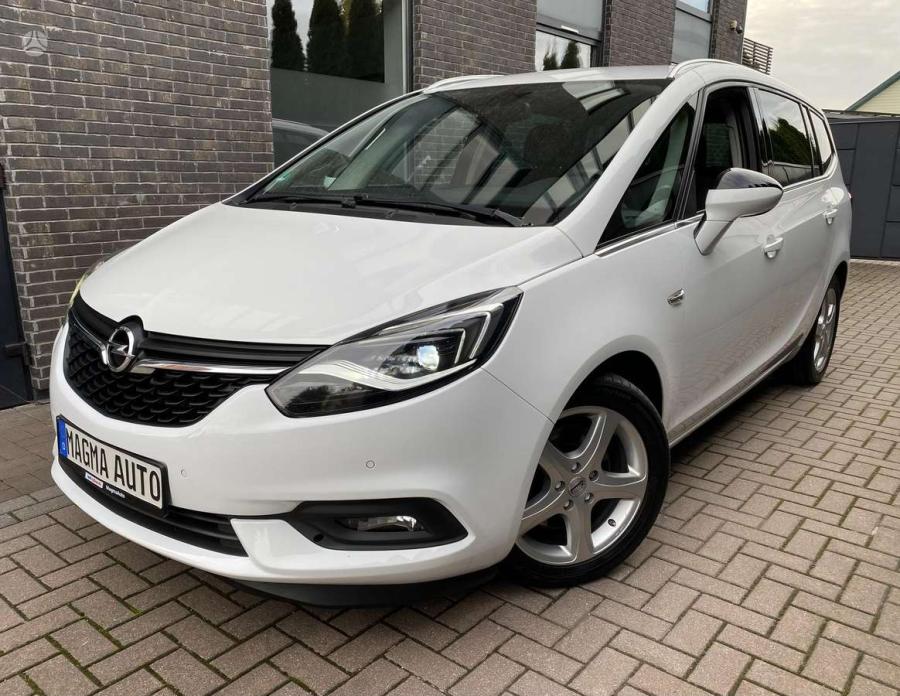 White Opel Zafira Tourer 2017 in Marijampole, with an engine capacity of 1.96 L and mileage of 287 thousand km for 7550 €, photo 8 on AUTOMOTO.COM.LV