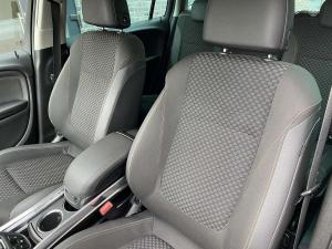 White Opel Zafira Tourer 2017 in Marijampole, with an engine capacity of 1.96 L and mileage of 287 thousand km for 7550 €, photo 19 on AUTOMOTO.COM.LV