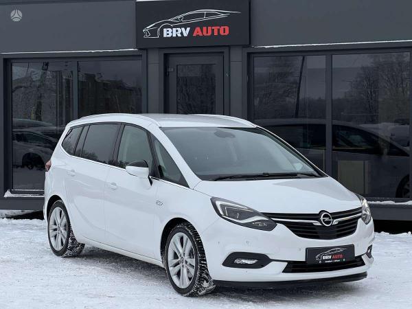 White Opel Zafira Tourer 2018 in Kedainiai, with an engine capacity of 1.96 L and mileage of 219 thousand km for 8850 €, photo 5 on AUTOMOTO.COM.LV