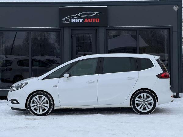 White Opel Zafira Tourer 2018 in Kedainiai, with an engine capacity of 1.96 L and mileage of 219 thousand km for 8850 €, photo 10 on AUTOMOTO.COM.LV