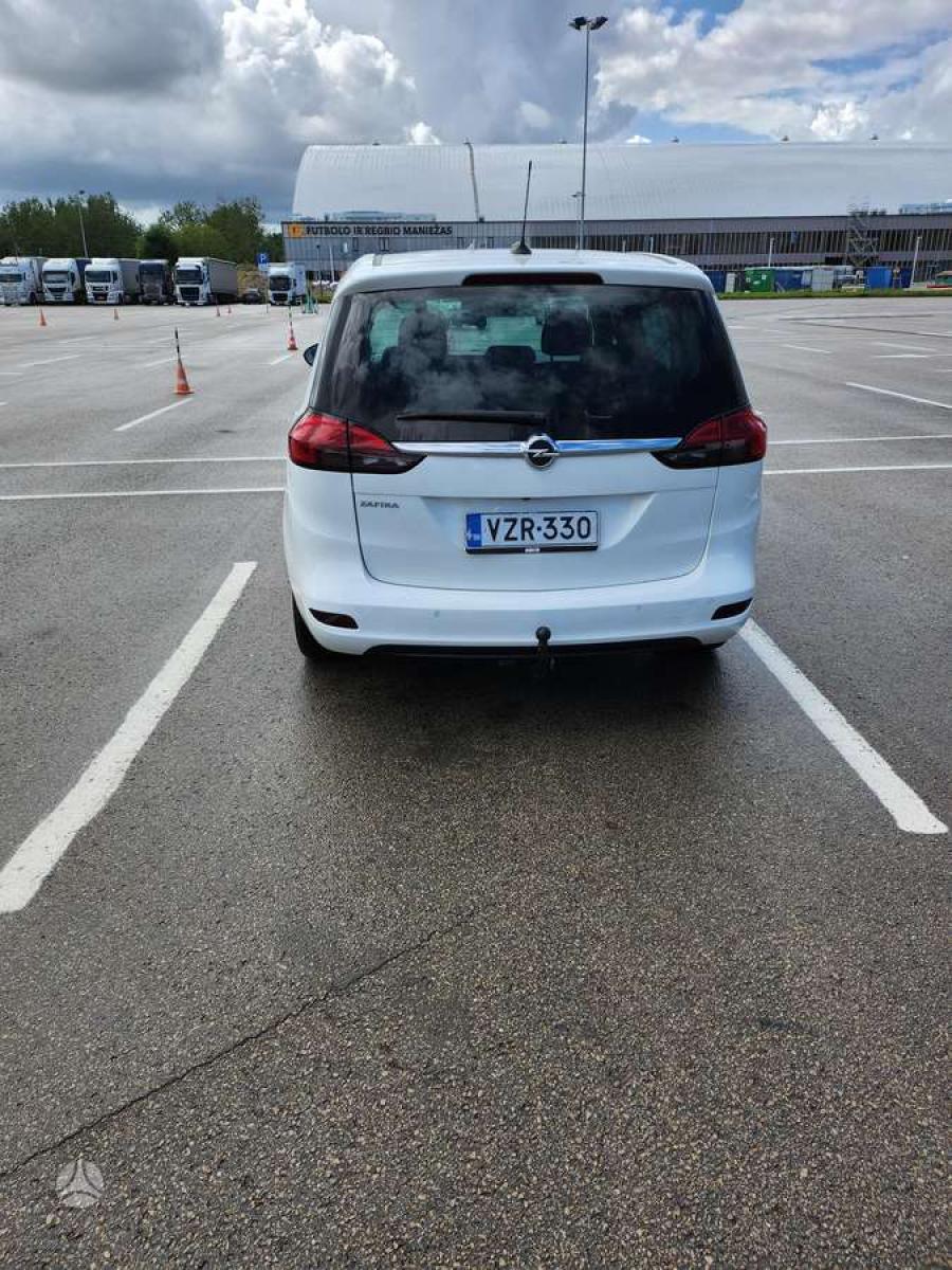 Balts Opel Zafira Tourer 2018 Šauļi, ar dzinēja tilpumu 1.60 L un nobraukumu 217 tūkst. km par 7630 €, foto 4 vietnē AUTOMOTO.COM.LV