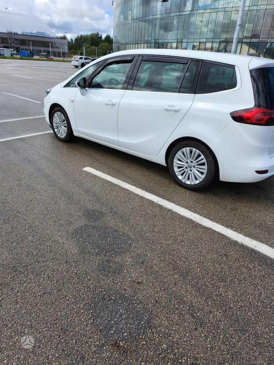 Balts Opel Zafira Tourer 2018 Šauļi, ar dzinēja tilpumu 1.60 L un nobraukumu 217 tūkst. km par 7630 €, foto 5 vietnē AUTOMOTO.COM.LV
