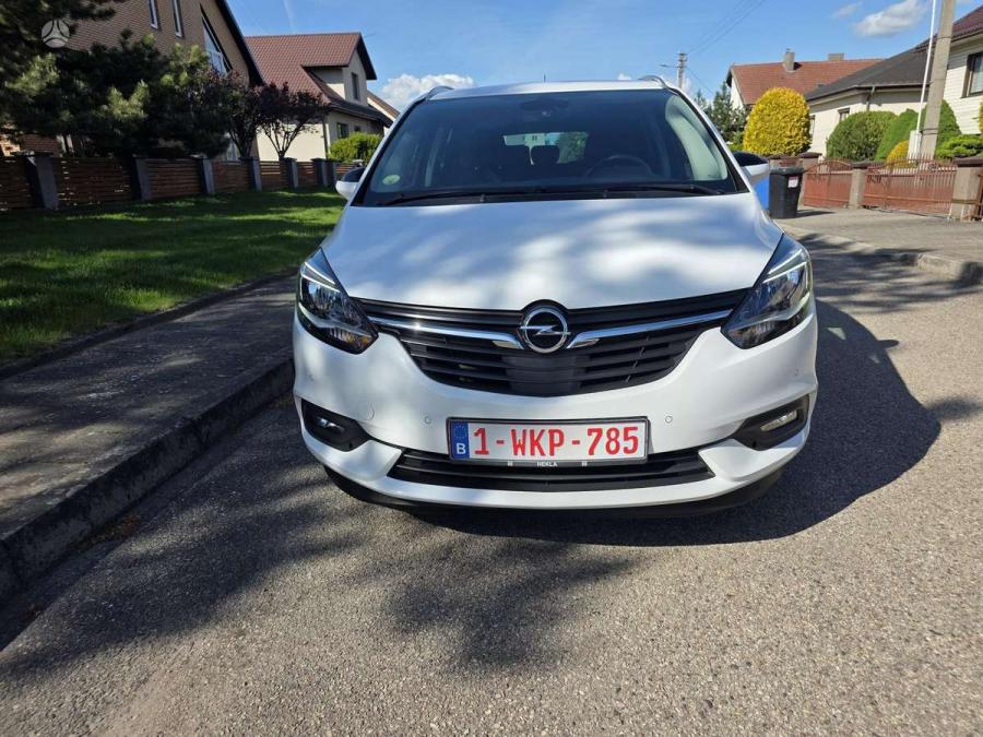 Balts Opel Zafira Tourer 2019 Marijampole, ar dzinēja tilpumu 1.60 L un nobraukumu 168 tūkst. km par 7990 €, foto 3 vietnē AUTOMOTO.COM.LV