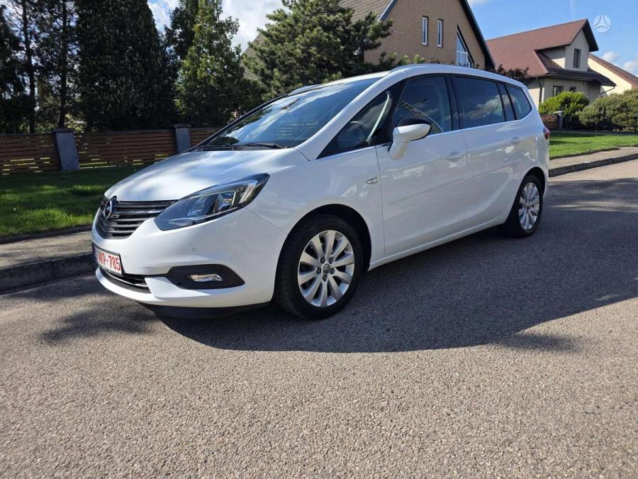 Balts Opel Zafira Tourer 2019 Marijampole, ar dzinēja tilpumu 1.60 L un nobraukumu 168 tūkst. km par 7990 €, foto 4 vietnē AUTOMOTO.COM.LV