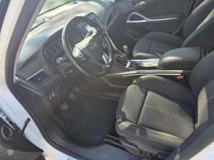 Balts Opel Zafira Tourer 2019 Marijampole, ar dzinēja tilpumu 1.60 L un nobraukumu 168 tūkst. km par 7990 €, foto 12 vietnē AUTOMOTO.COM.LV