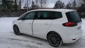 Balts Opel Zafira Tourer 2016 Tauragė, ar dzinēja tilpumu 1.60 L un nobraukumu 172 tūkst. km par 5700 €, foto 8 vietnē AUTOMOTO.COM.LV