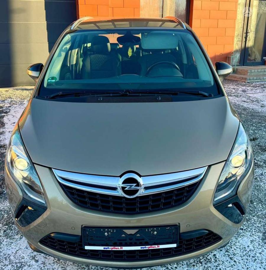 Dzeltens Opel Zafira Tourer 2014 Marijampole, ar dzinēja tilpumu 1.96 L un nobraukumu 346 tūkst. km par 5650 €, foto 3 vietnē AUTOMOTO.COM.LV