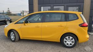 Yellow Opel Zafira Tourer 2016 in Marijampole, with an engine capacity of 1.60 L and mileage of 253 thousand km for 5350 €, photo 26 on AUTOMOTO.COM.LV