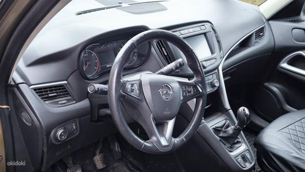 Желтый Опель Zafira Tourer 2019 в Силламяэ, объемом двигателя 1.60 л и пробегом 190 тыс. км за 8700 €, фото 11 на AUTOMOTO.COM.LV