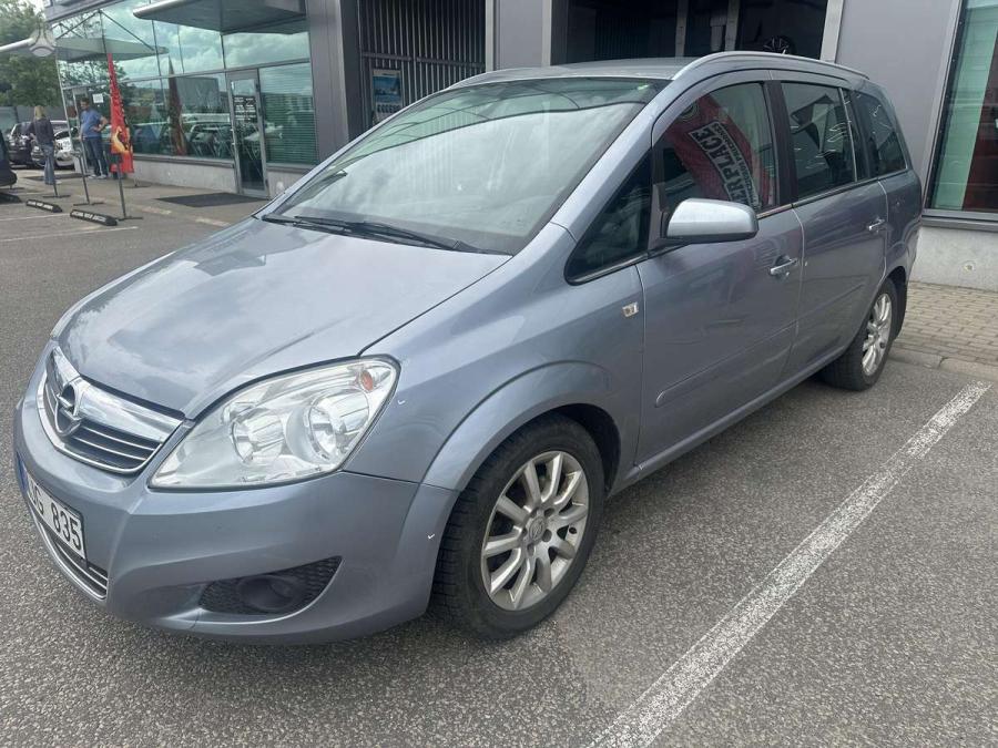 Violet Opel Zafira 2009 in Vilnius, with an engine capacity of 1.91 L and mileage of 255 thousand km for 1000 €, photo 1 on AUTOMOTO.COM.LV