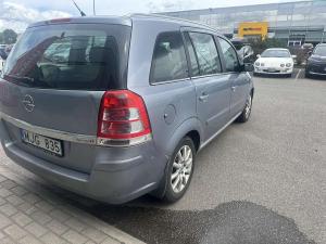 Violet Opel Zafira 2009 in Vilnius, with an engine capacity of 1.91 L and mileage of 255 thousand km for 1000 €, photo 5 on AUTOMOTO.COM.LV