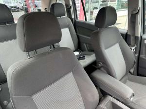 Violet Opel Zafira 2009 in Vilnius, with an engine capacity of 1.91 L and mileage of 255 thousand km for 1000 €, photo 8 on AUTOMOTO.COM.LV