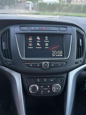 White Opel Zafira 2017 in Taurage, with an engine capacity of 1.36 L and mileage of 165 thousand km for 5250 €, photo 21 on AUTOMOTO.COM.LV