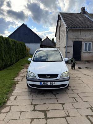 White Opel Zafira 2002 in Panevezys, with an engine capacity of 2.00 L and mileage of 356 thousand km for 560 €, photo  on AUTOMOTO.COM.LV