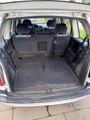 White Opel Zafira 2002 in Panevezys, with an engine capacity of 2.00 L and mileage of 356 thousand km for 560 €, photo 10 on AUTOMOTO.COM.LV