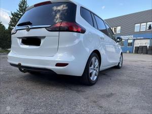 White Opel Zafira 2013 in Kaunas, with an engine capacity of 1.96 L and mileage of 345 thousand km for 2500 €, photo 7 on AUTOMOTO.COM.LV