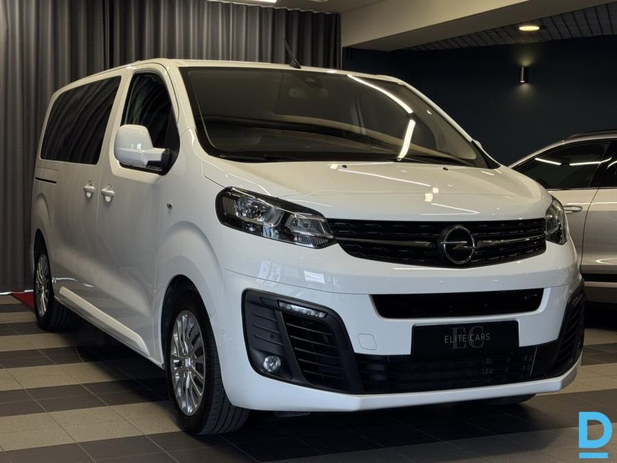 White Opel Zafira 2021 in Marupe, with an engine capacity of 0.00 L and mileage of 67 thousand km for 26990 €, photo 5 on AUTOMOTO.COM.LV