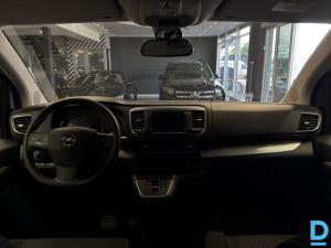 White Opel Zafira 2021 in Marupe, with an engine capacity of 0.00 L and mileage of 67 thousand km for 26990 €, photo 10 on AUTOMOTO.COM.LV