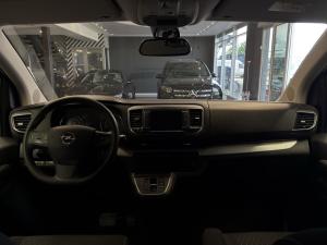 White Opel Zafira 2021 in Riga, with an engine capacity of 0.00 L and mileage of 67 thousand km for 26990 €, photo 13 on AUTOMOTO.COM.LV