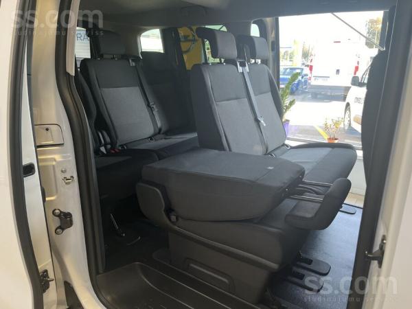 White Opel Zafira 2025 in Riga, with an engine capacity of 2.00 L and mileage of 10 thousand km for 39790 €, photo 3 on AUTOMOTO.COM.LV
