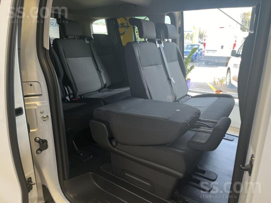 Balts Opel Zafira 2025 Rīga, ar dzinēja tilpumu 2.00 L un nobraukumu 10 tūkst. km par 39790 €, foto 4 vietnē AUTOMOTO.COM.LV