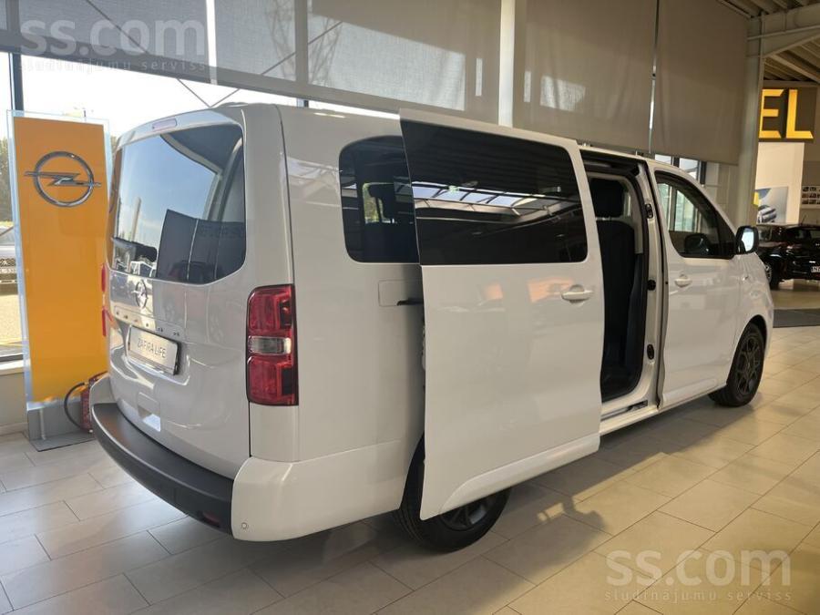 Balts Opel Zafira 2025 Rīga, ar dzinēja tilpumu 2.00 L un nobraukumu 10 tūkst. km par 39790 €, foto 6 vietnē AUTOMOTO.COM.LV