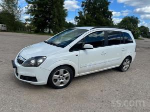 White Opel Zafira 2005 in Jekabpils, with an engine capacity of 1.90 L and mileage of 300 thousand km for 1300 €, photo  on AUTOMOTO.COM.LV