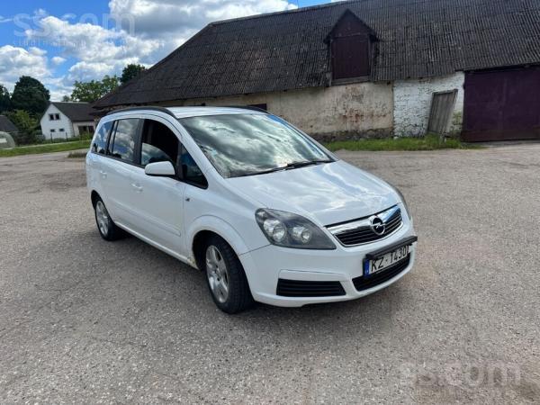 Balts Opel Zafira 2005 Jēkabpils, ar dzinēja tilpumu 1.90 L un nobraukumu 300 tūkst. km par 1300 €, foto 2 vietnē AUTOMOTO.COM.LV