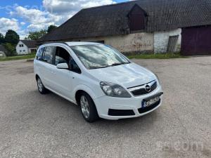 Balts Opel Zafira 2005 Jēkabpils, ar dzinēja tilpumu 1.90 L un nobraukumu 300 tūkst. km par 1300 €, foto 3 vietnē AUTOMOTO.COM.LV