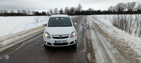 Balts Opel Zafira 2007 Viļņa, ar dzinēja tilpumu 1.91 L un nobraukumu 258 tūkst. km par 1600 €, foto 3 vietnē AUTOMOTO.COM.LV