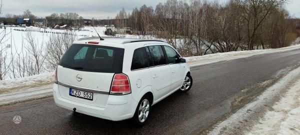 Balts Opel Zafira 2007 Viļņa, ar dzinēja tilpumu 1.91 L un nobraukumu 258 tūkst. km par 1600 €, foto 4 vietnē AUTOMOTO.COM.LV