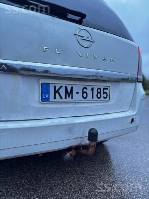 Balts Opel Zafira 2007 Rīga, ar dzinēja tilpumu 1.90 L un nobraukumu 301 tūkst. km par 900 €, foto 7 vietnē AUTOMOTO.COM.LV