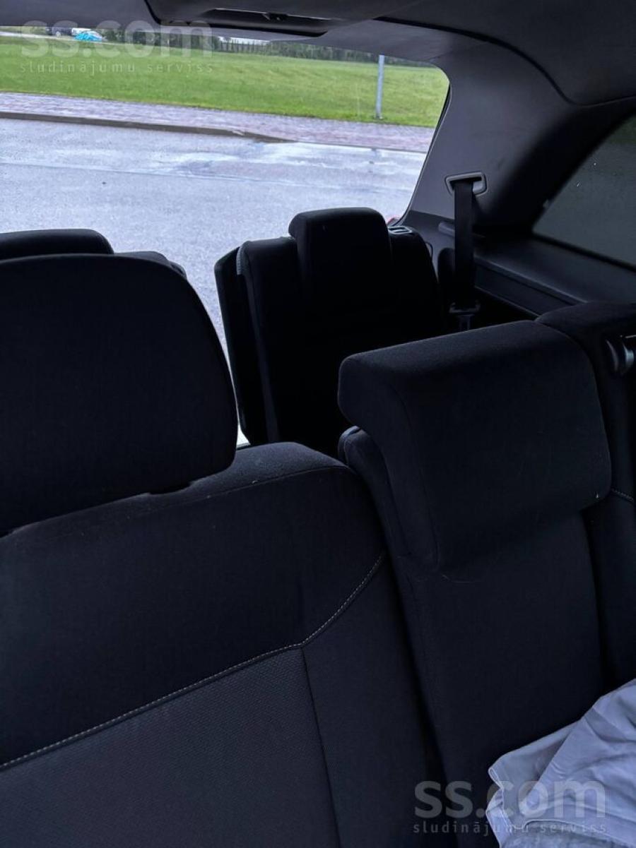Balts Opel Zafira 2007 Rīga, ar dzinēja tilpumu 1.90 L un nobraukumu 301 tūkst. km par 900 €, foto 11 vietnē AUTOMOTO.COM.LV