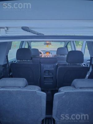 Balts Opel Zafira 2007 Rīga, ar dzinēja tilpumu 1.90 L un nobraukumu 301 tūkst. km par 900 €, foto 12 vietnē AUTOMOTO.COM.LV