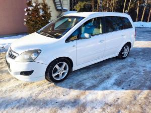 White Opel Zafira 2009 in Utena, with an engine capacity of 1.80 L and mileage of 245 thousand km for 2700 €, photo 20 on AUTOMOTO.COM.LV