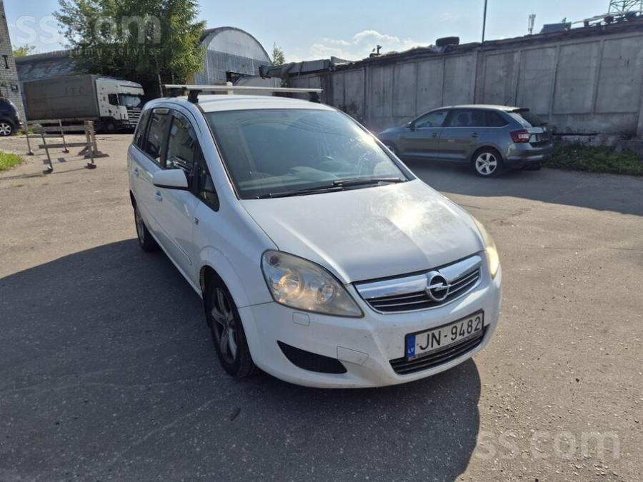 Balts Opel Zafira 2009 Rīga, ar dzinēja tilpumu 1.90 L un nobraukumu 308 tūkst. km par 690 €, foto 1 vietnē AUTOMOTO.COM.LV