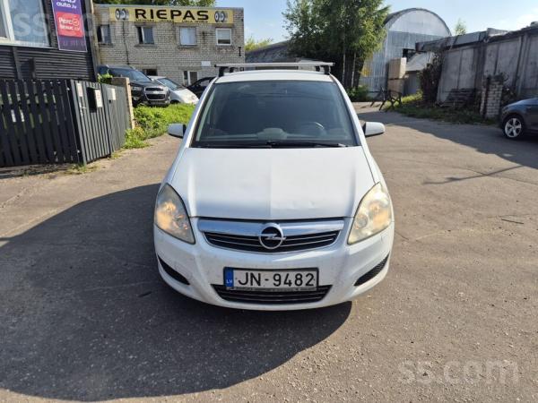 Balts Opel Zafira 2009 Rīga, ar dzinēja tilpumu 1.90 L un nobraukumu 308 tūkst. km par 690 €, foto 2 vietnē AUTOMOTO.COM.LV