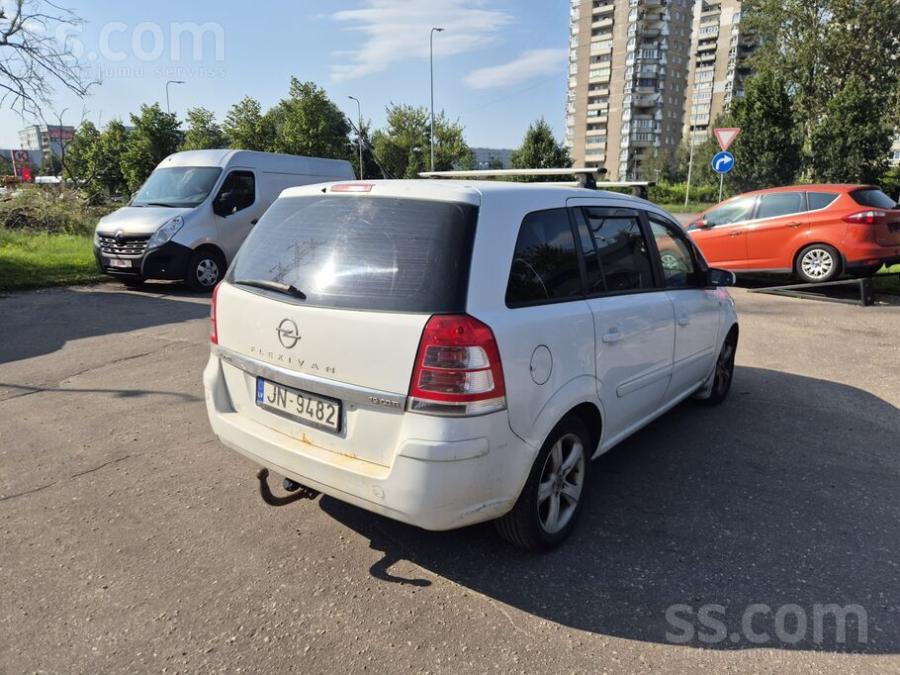 Balts Opel Zafira 2009 Rīga, ar dzinēja tilpumu 1.90 L un nobraukumu 308 tūkst. km par 690 €, foto 6 vietnē AUTOMOTO.COM.LV
