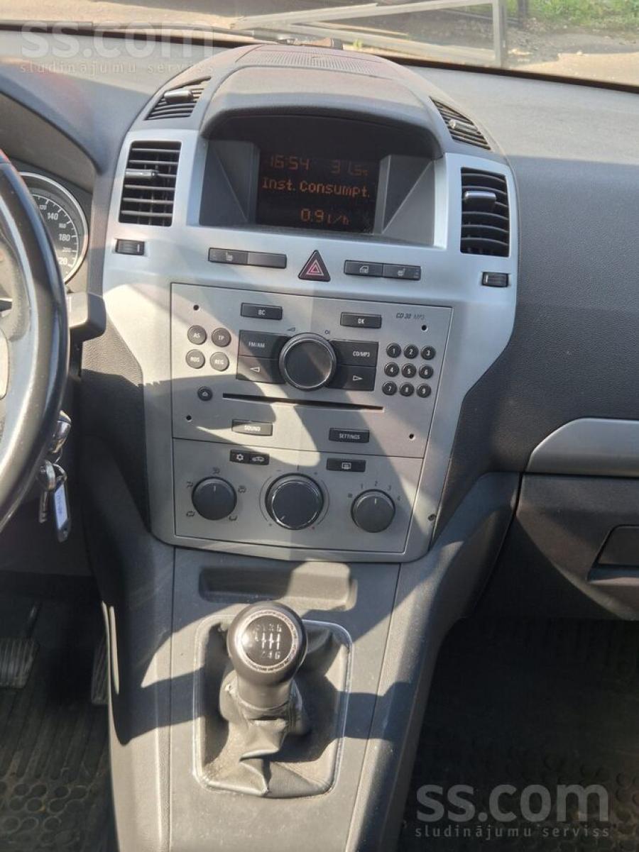 Balts Opel Zafira 2009 Rīga, ar dzinēja tilpumu 1.90 L un nobraukumu 308 tūkst. km par 690 €, foto 13 vietnē AUTOMOTO.COM.LV