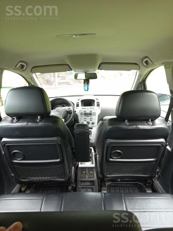 Balts Opel Zafira 2009 Jelgava, ar dzinēja tilpumu 1.90 L un nobraukumu 308 tūkst. km par 400 €, foto 6 vietnē AUTOMOTO.COM.LV