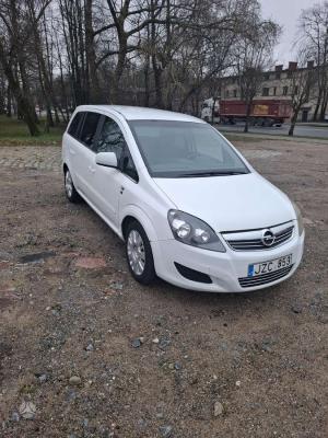 White Opel Zafira 2010 in Klaipeda, with an engine capacity of 1.69 L and mileage of 371 thousand km for 2100 €, photo 2 on AUTOMOTO.COM.LV