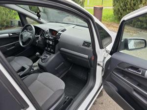 Balts Opel Zafira 2011 Radviliškis, ar dzinēja tilpumu 1.69 L un nobraukumu 255 tūkst. km par 2950 €, foto 10 vietnē AUTOMOTO.COM.LV