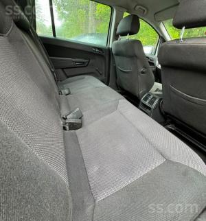 Balts Opel Zafira 2011 Preiļi, ar dzinēja tilpumu 1.70 L un nobraukumu 315 tūkst. km par 2350 €, foto 7 vietnē AUTOMOTO.COM.LV