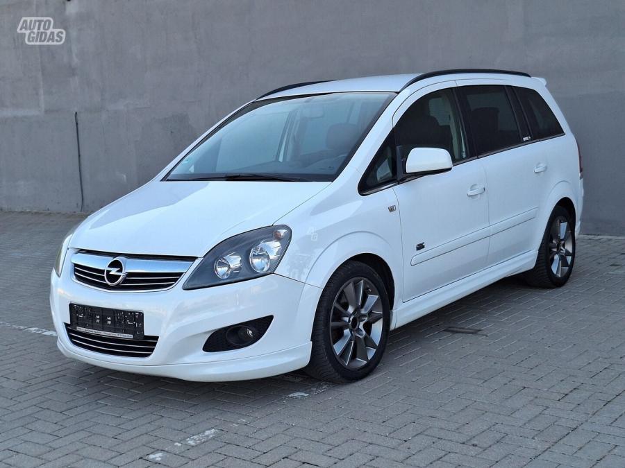 Balts Opel Zafira 2011 Jurbarkas, ar dzinēja tilpumu 1.70 L un nobraukumu 206 tūkst. km par 3500 €, foto 3 vietnē AUTOMOTO.COM.LV